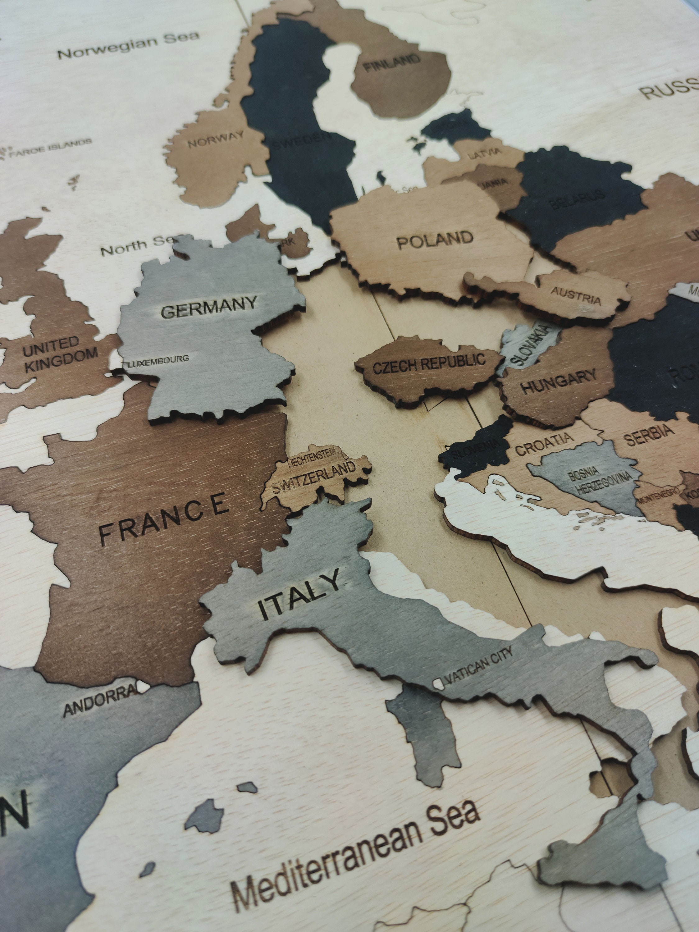 Montessori Wooden Europe Map Puzzle – Educational Geography Toy With ...