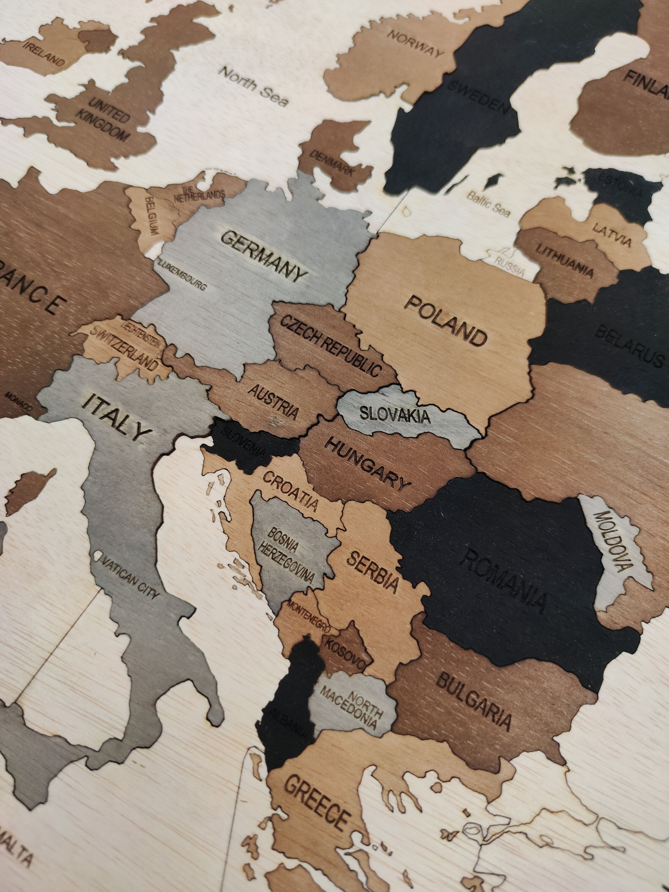 Montessori Wooden Europe Map Puzzle – Educational Geography Toy With ...