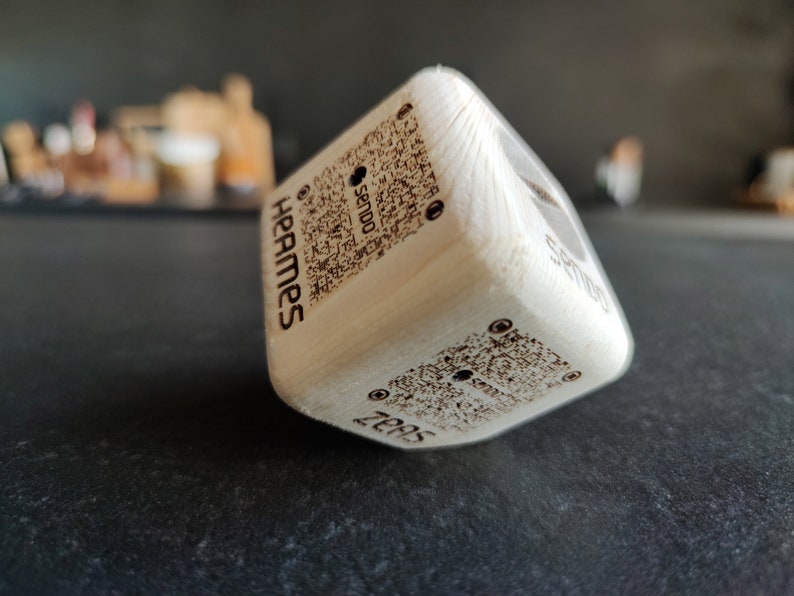 10 QR Code Menu on Cube for Bar and Restaurant Scannable QR - Etsy