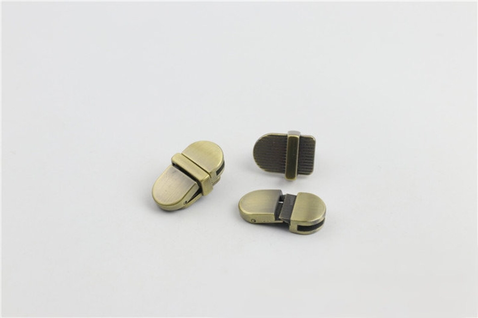 Thumb Lock 1 1/8" 28mm Purse Press Lock Tuck Tongue Clip Clasp Closure ...