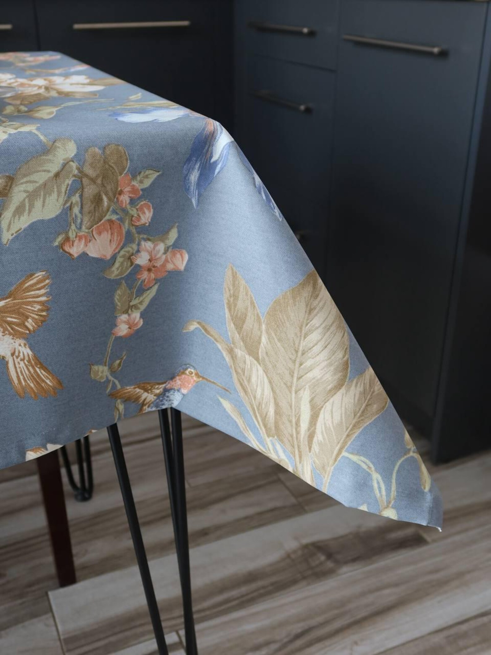 Easy-clean Tablecloth, Table Setting, Stain-resistant Tablecloth ...