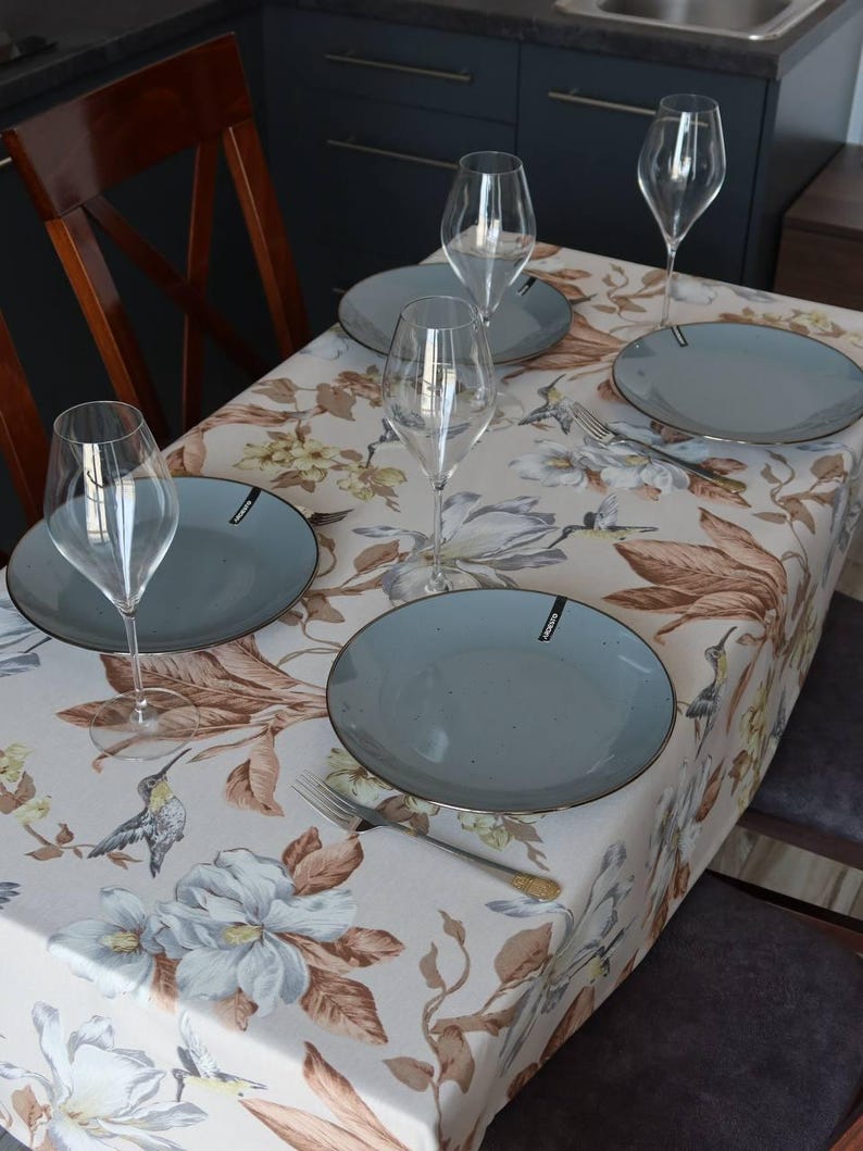 Easy-clean Tablecloth, Table Setting, Stain-resistant Tablecloth ...