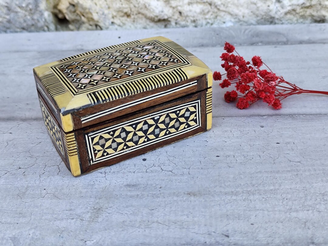 Vintage Mother Pearl Brass Pill Box - Etsy