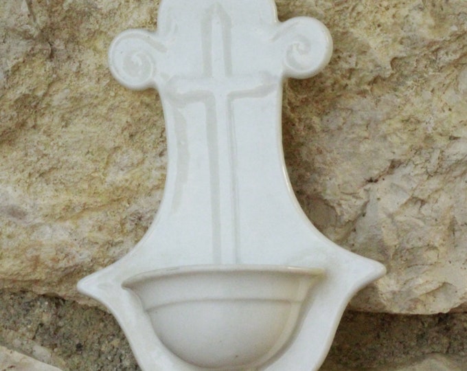 Regious Catholic Holy Water Font Stoup With a Praying Holy Virgin Mary ...