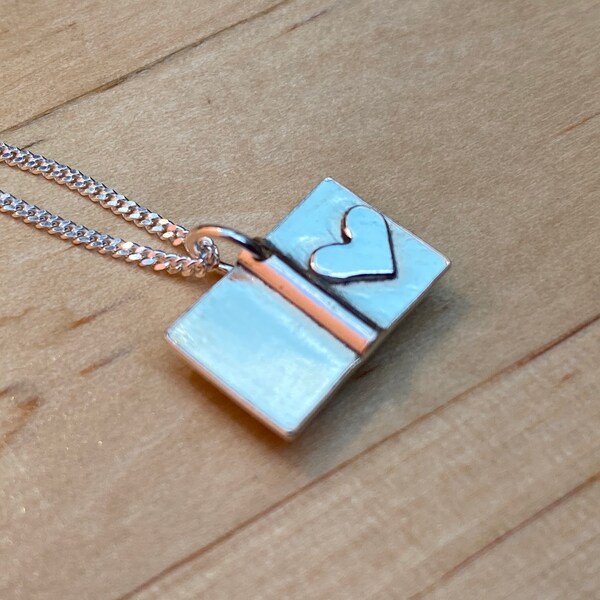 Book Lovers Necklace - Etsy
