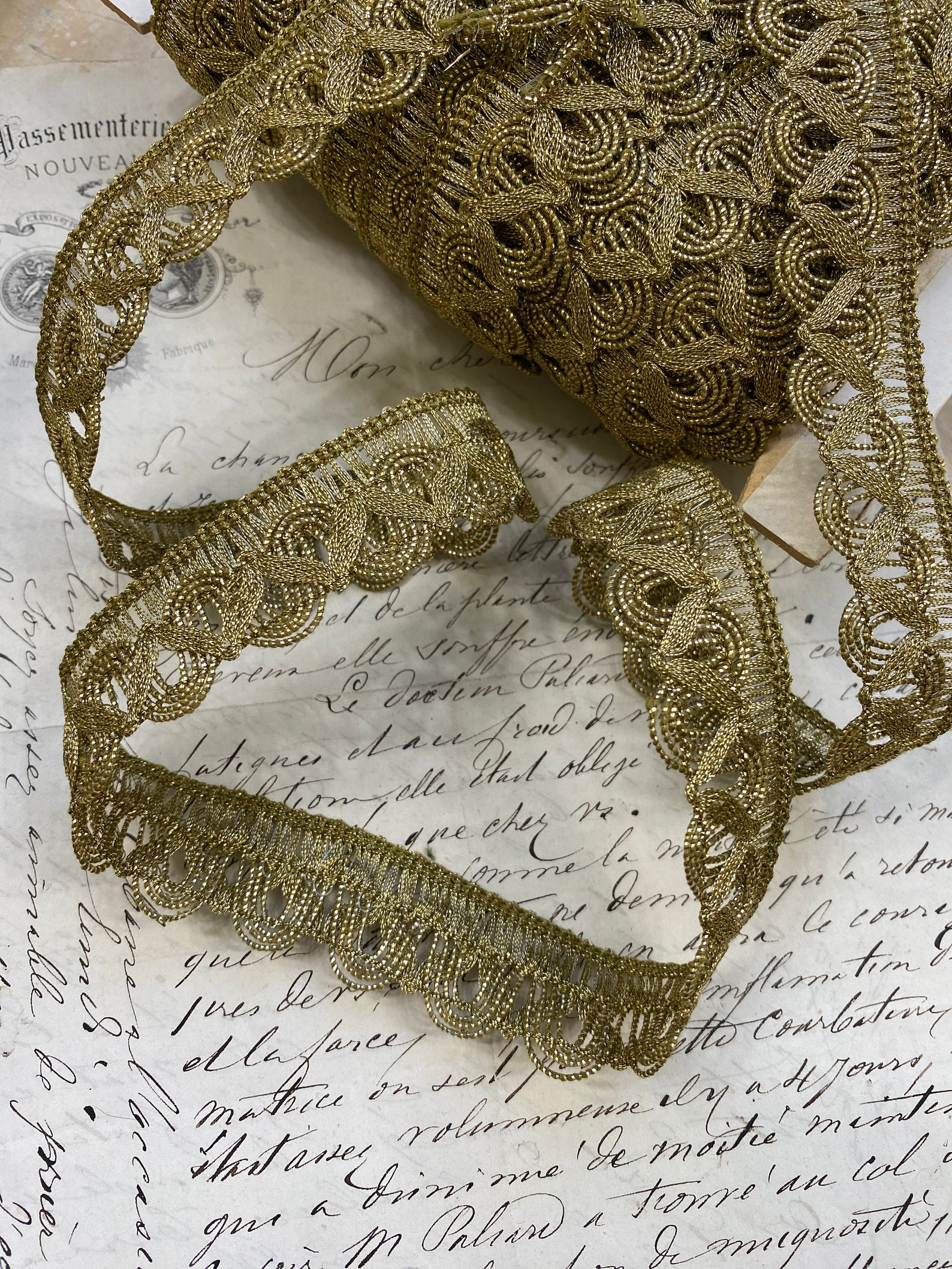 1" Vintage Metallic Gold Trim Passementerie Scroll Braid Gimp Doll ...