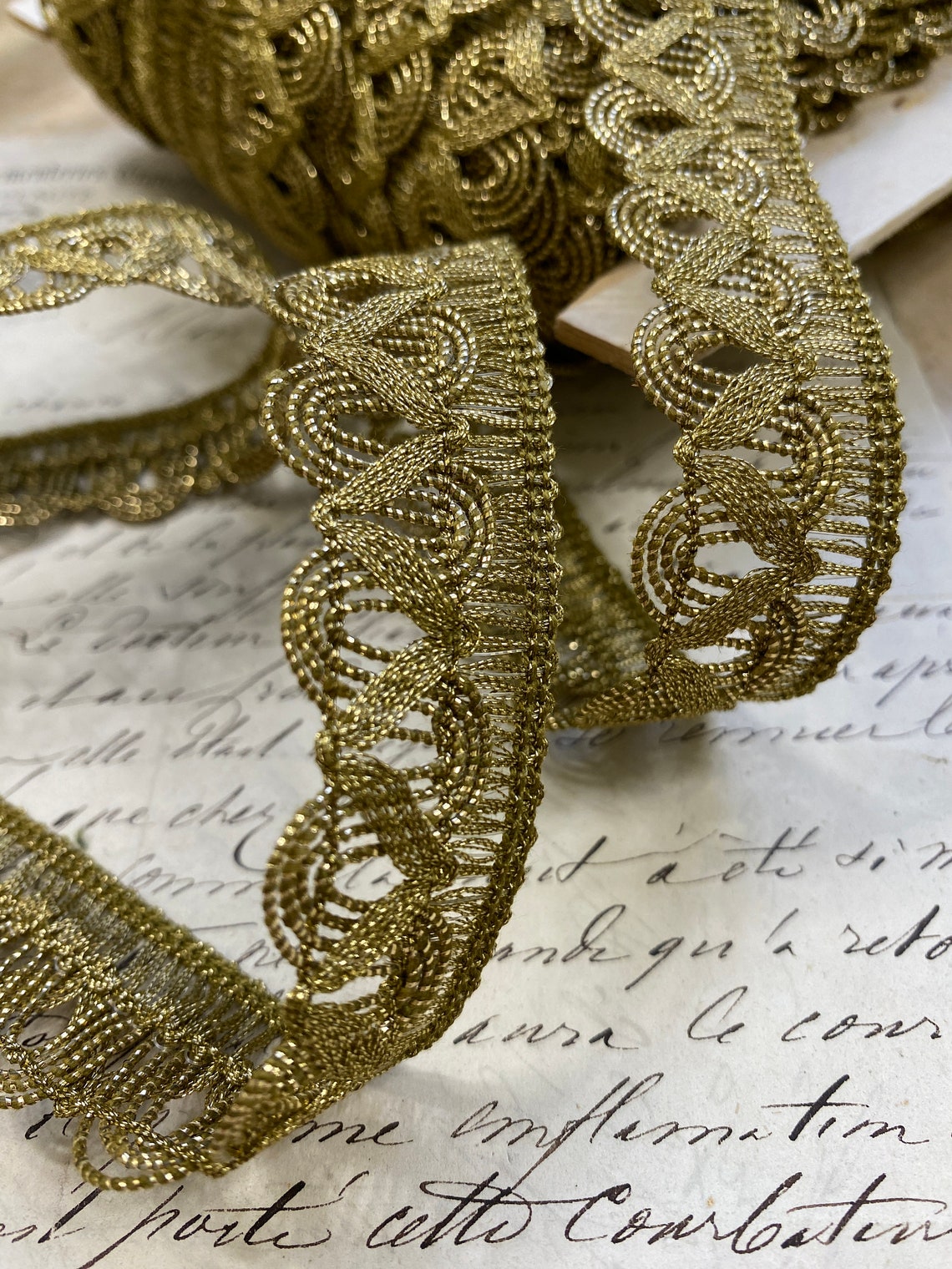 1" Vintage Metallic Gold Trim Passementerie Scroll Braid Gimp Doll ...