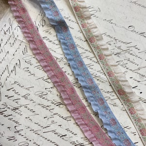 1/2" Vintage Jacquard Ruffle Trim With Embroidered Florals and Leaves ...