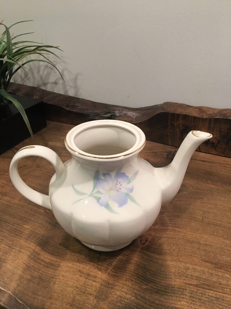 VINTAGE Arthur Wood and Son Teapot With Floral Pattern and Gold Detail ...
