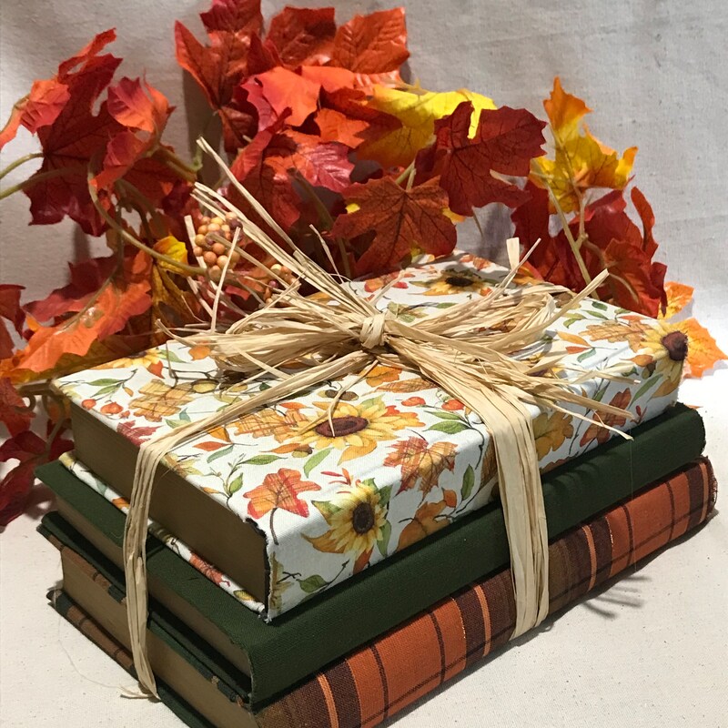 Thanksgiving Book Stack - Etsy