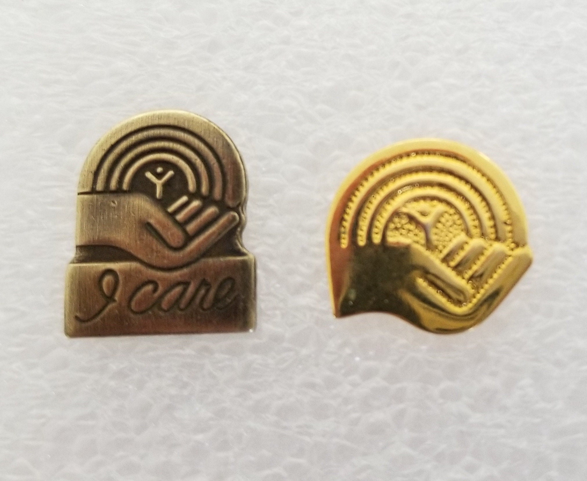 Vintage United Way Gold Tack Pins - Etsy España