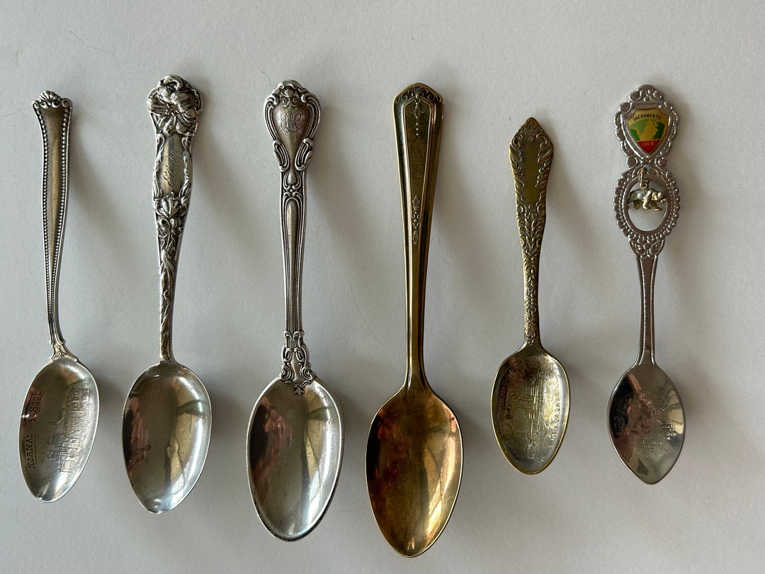 Vintage Spoons Collectors Spoons YOUR CHOICE - Etsy