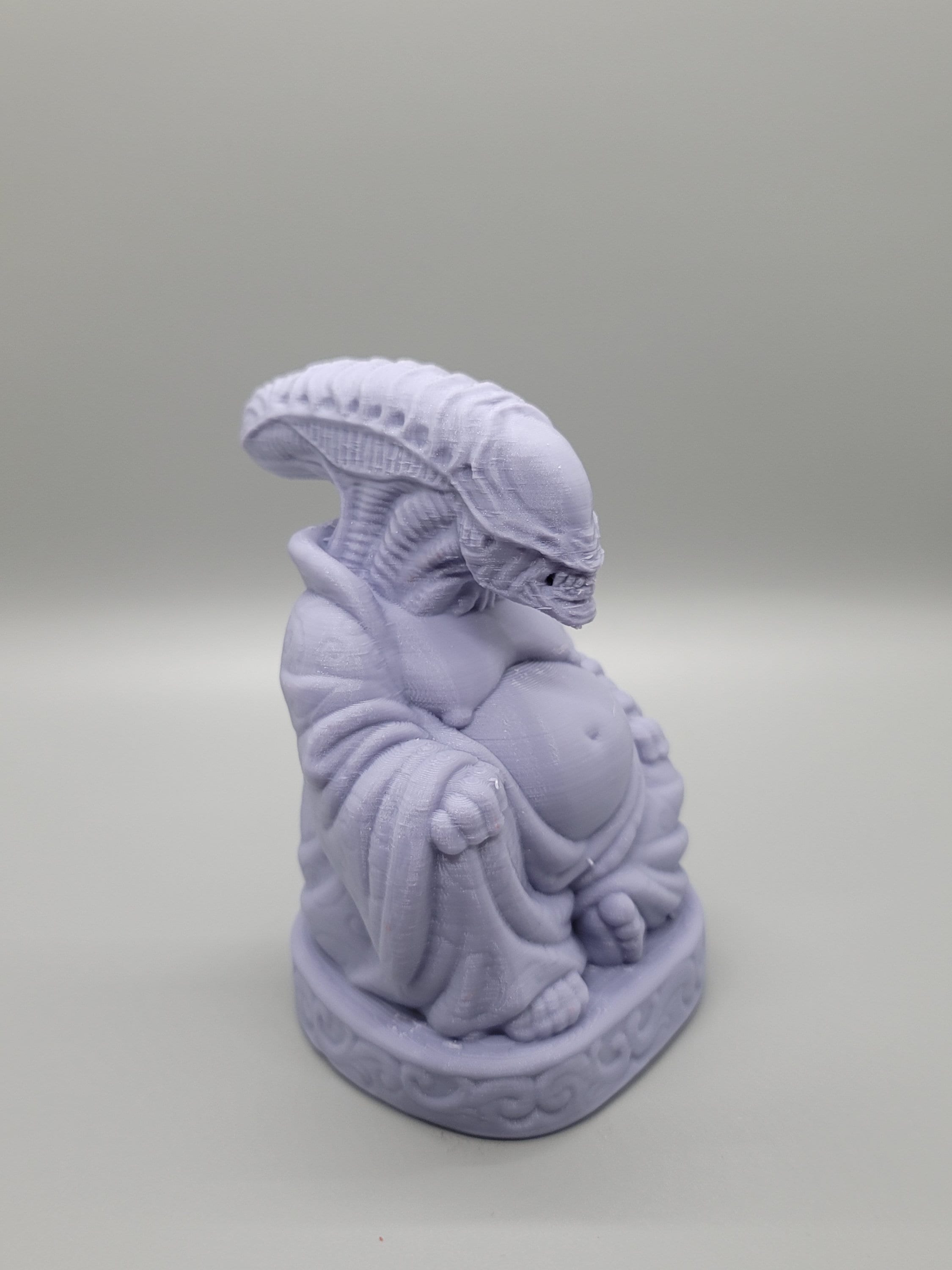 3D Printed Xenomorph alien Buddha Office Decor - Etsy