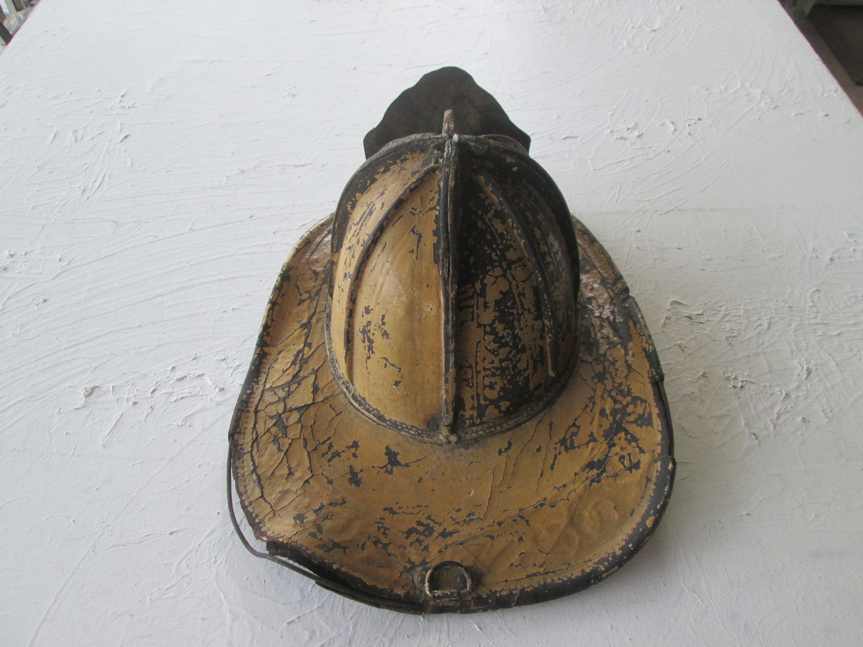 Antique Cairns & Brother Leather and Metal Fire Fighter Helmet Metal ...