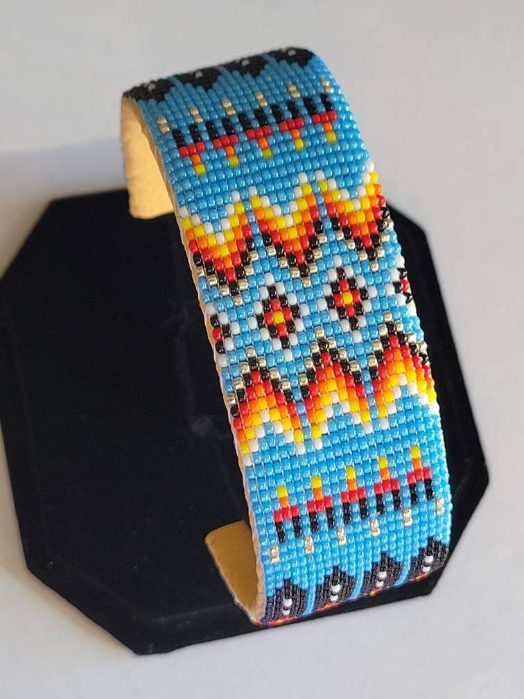Native American Beaded Bracelet - Etsy