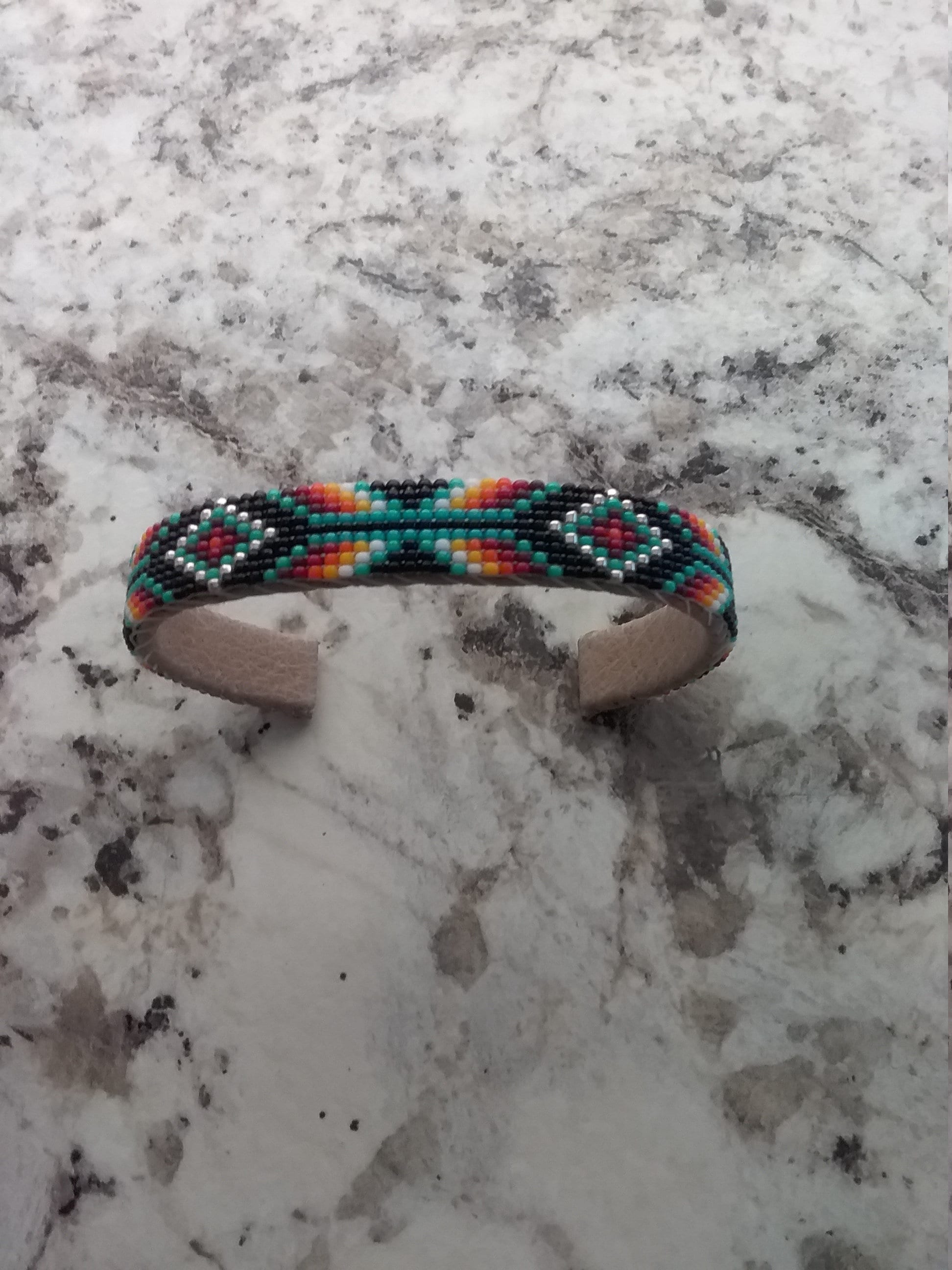 Native American Beaded Bracelet - Etsy