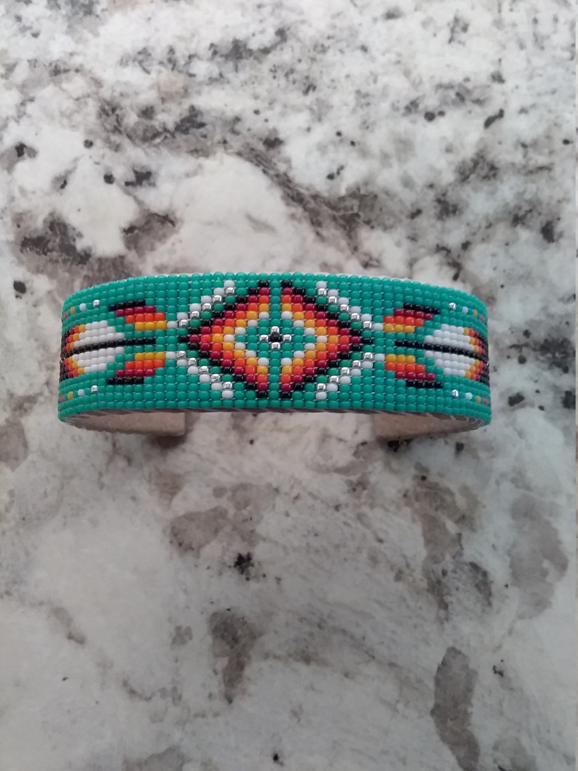 Native American Beaded Bracelet - Etsy