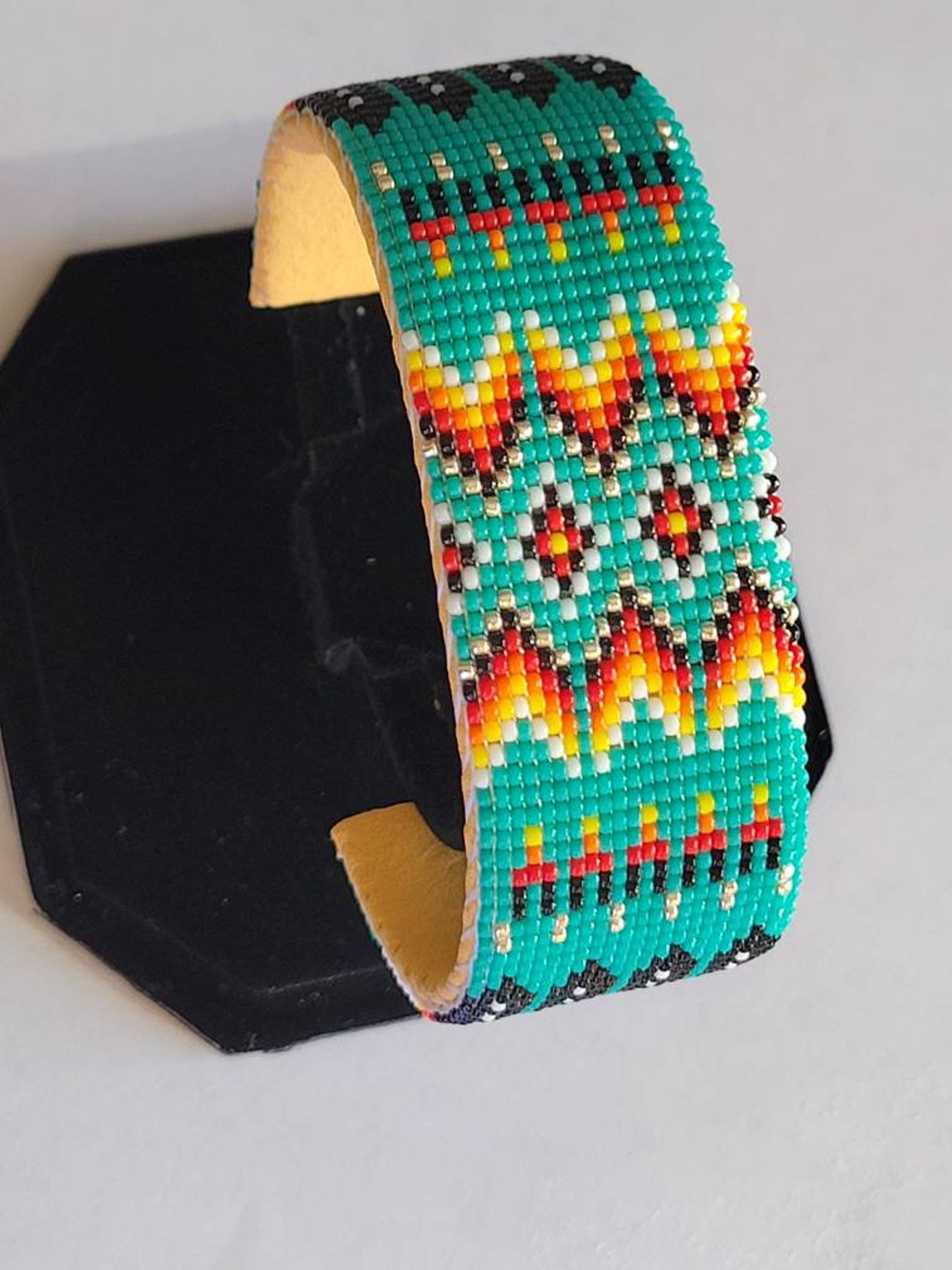 Native American Beaded Bracelet - Etsy