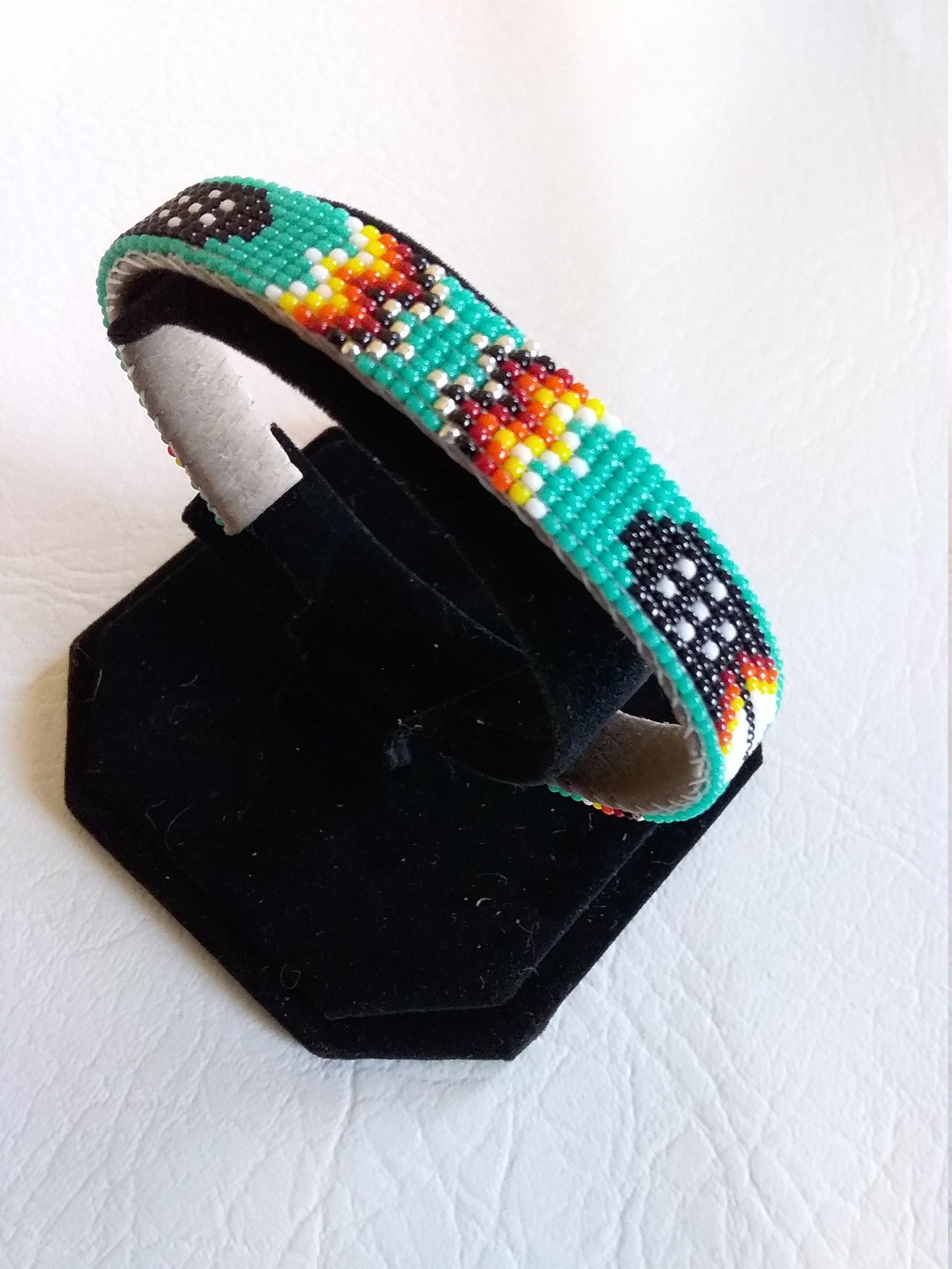 Native American Beaded Bracelet - Etsy