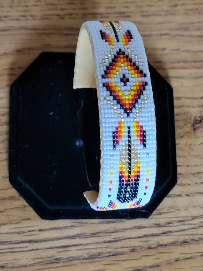 Native American Beaded Bracelet - Etsy