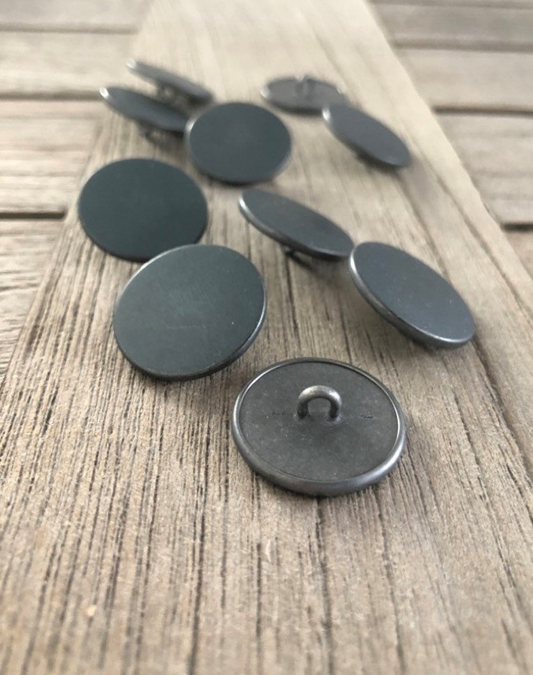 10 Stück Dunkel Silber Grau/blau Matt Flach Metall Knöpfe Mit Öse 13mm ...