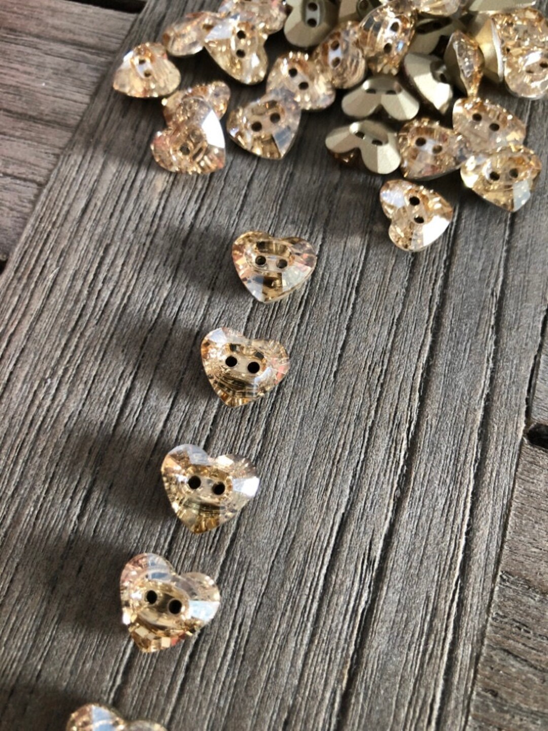5 Stück Kleine Herz Champagnerfarben Glitzer 2 Loch Knöpfe 10mm X 12mm ...