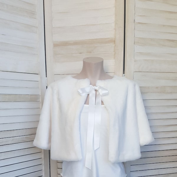 Winter Wedding Cape - Etsy