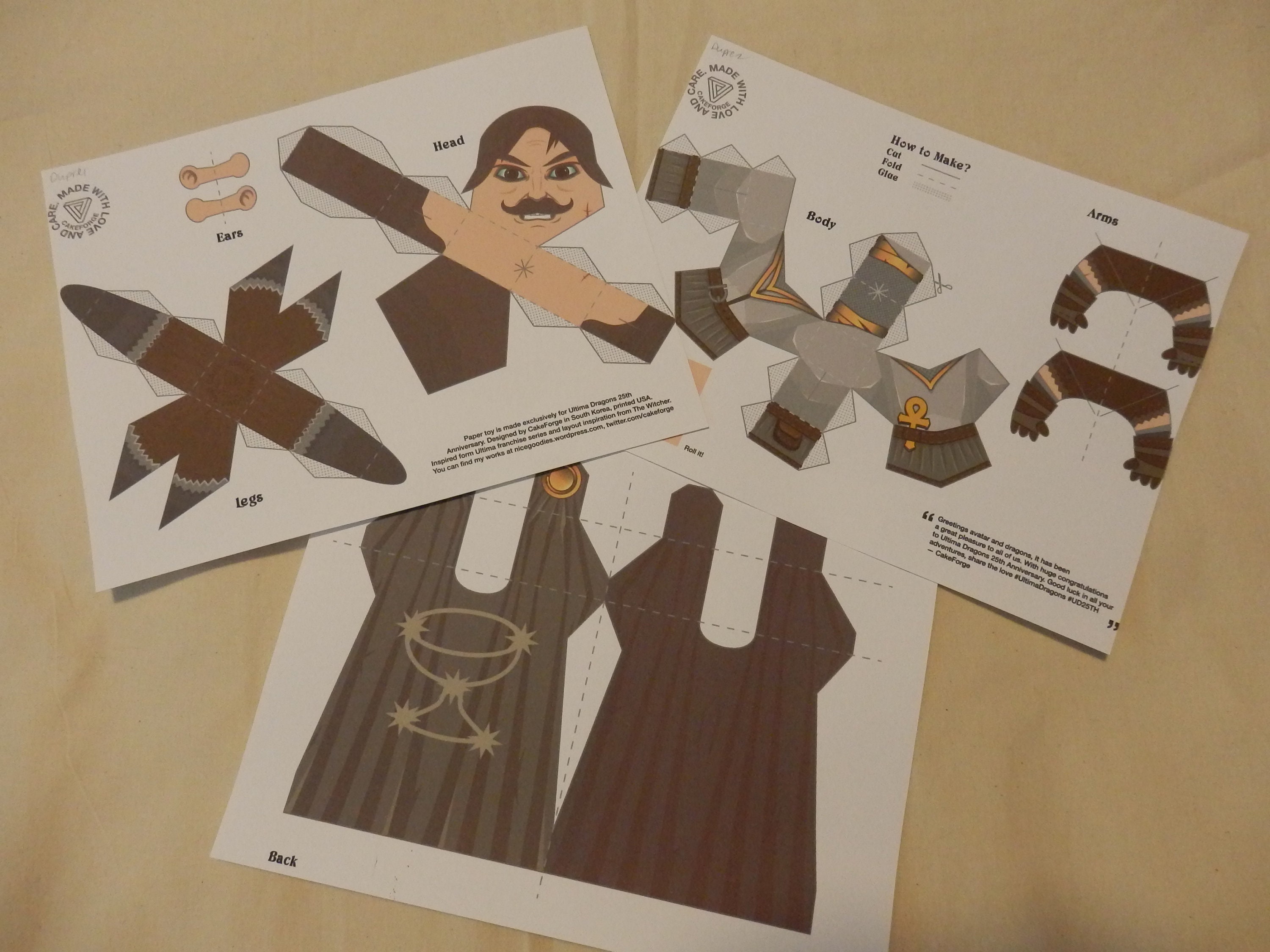Set of 3 Ultima Papercraft Toys - Etsy