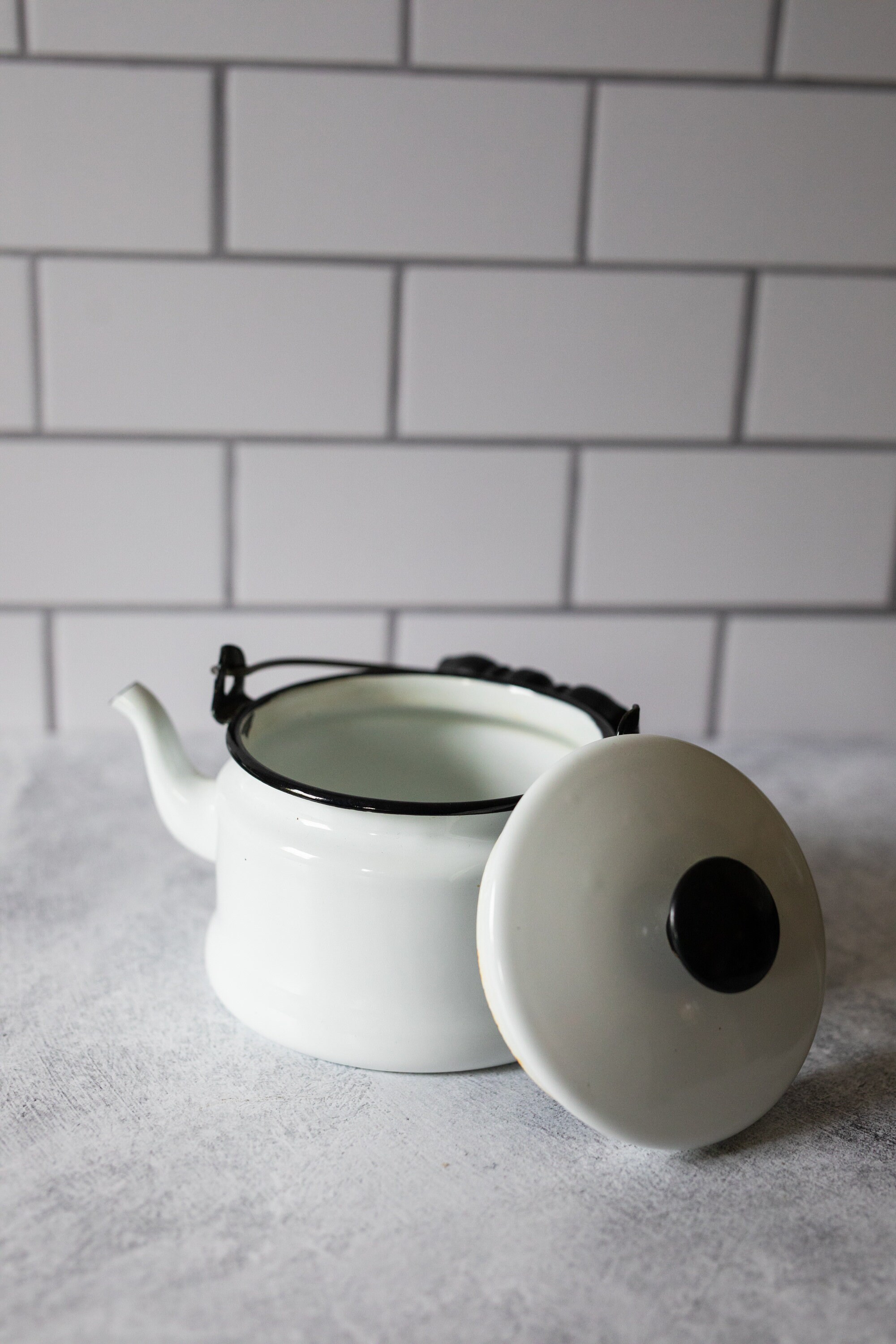 Vintage White Enamelware Tea Pot Teapot - Farmhouse Style Decor - Etsy