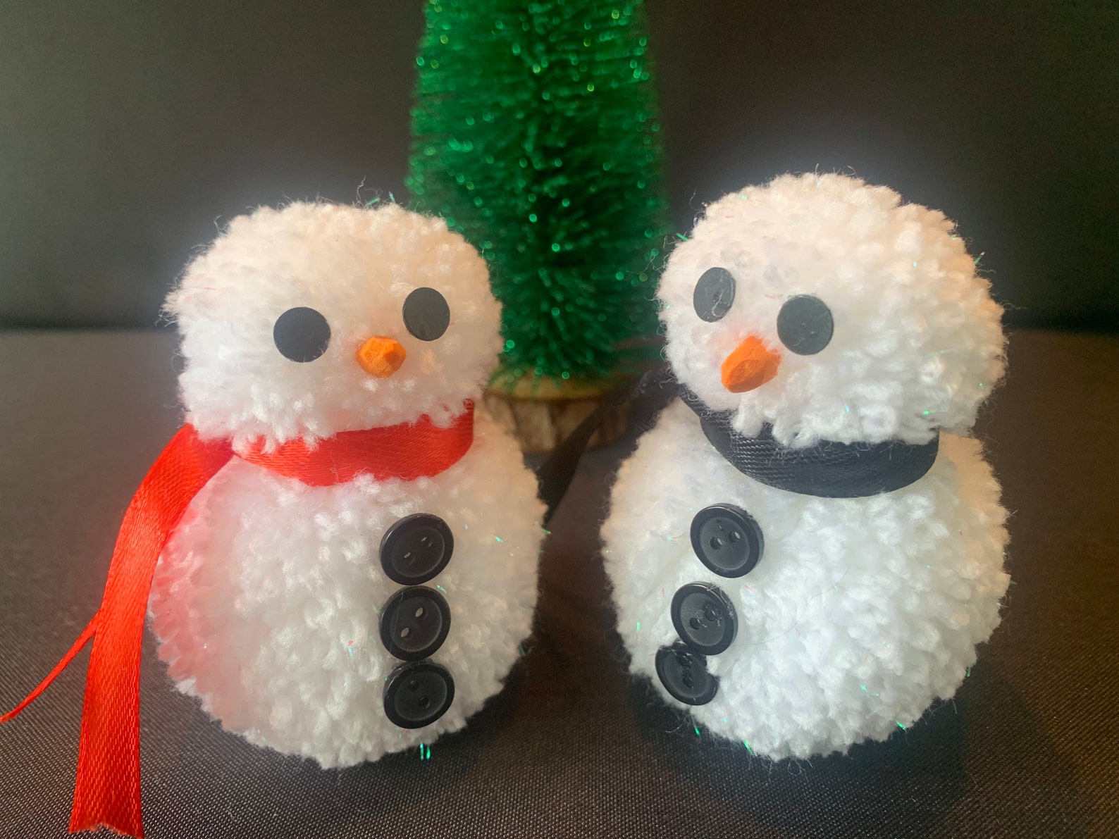 Handmade Pom Pom snowmen. Christmas decorations. Handmade snowmen.pair ...