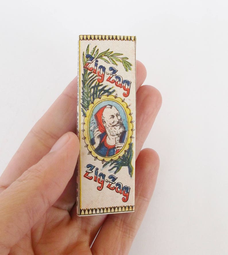 Vintage Zig Zag tobacco cigarette rolling paper packet | Etsy