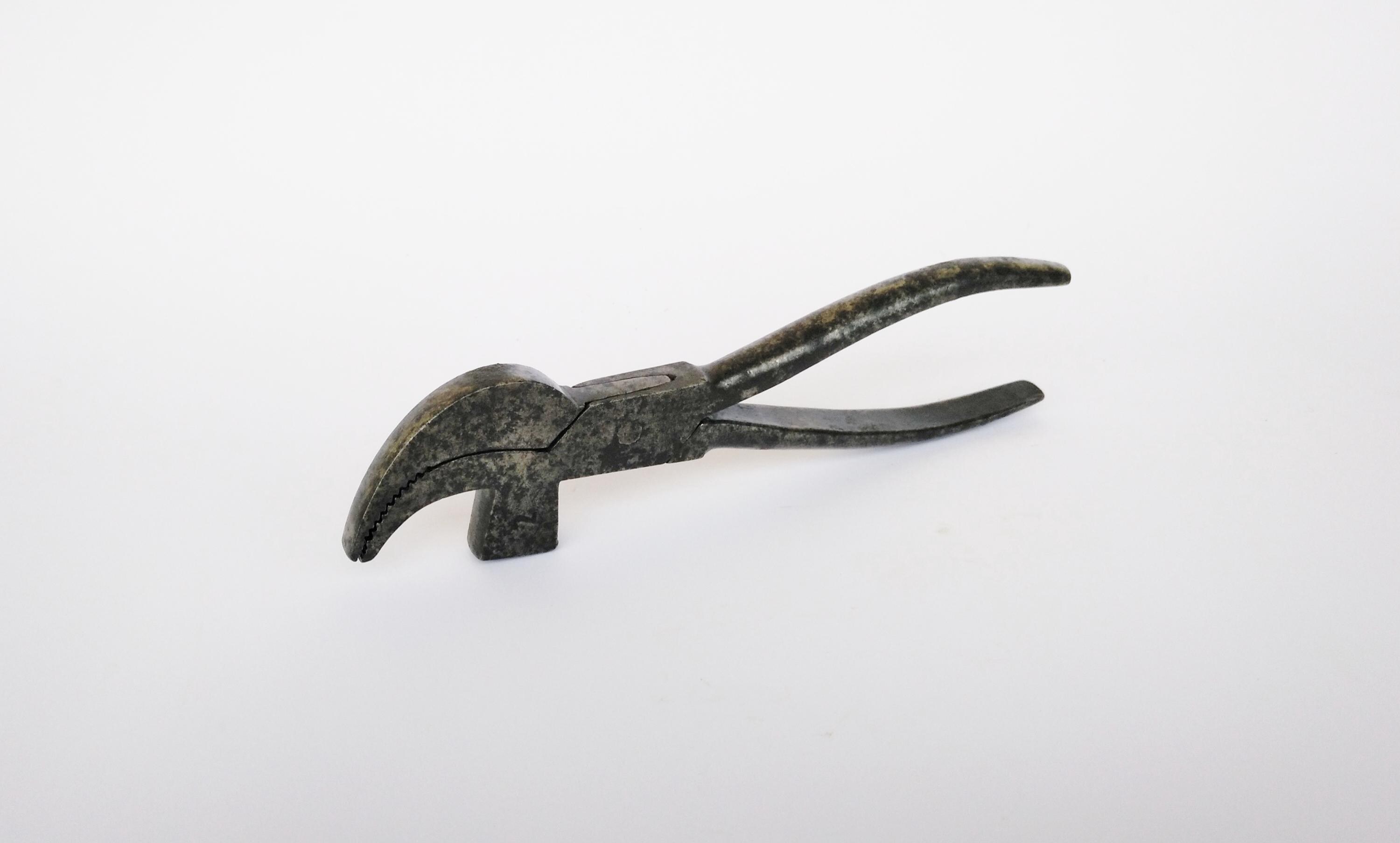 Antique Cobblers Shoemakers Iron Pliers Hammer Tool. Collectible - Etsy