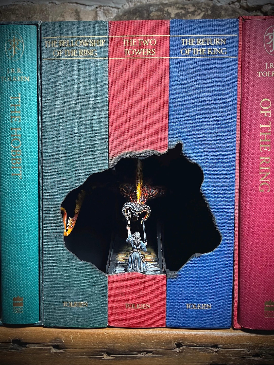 LOTR Balrog Book Nook – Handmade Diorama With LED Lighting | Tolkien ...