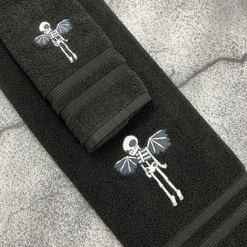 Skeleton Bath Towel Set Gothic Decor Black Decor Skulls - Etsy