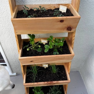 Vertical CEDAR Planter Box Ladder, 24 Sizes! - Etsy