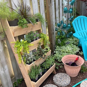 Vertical CEDAR Planter Box Ladder, 24 Sizes! - Etsy