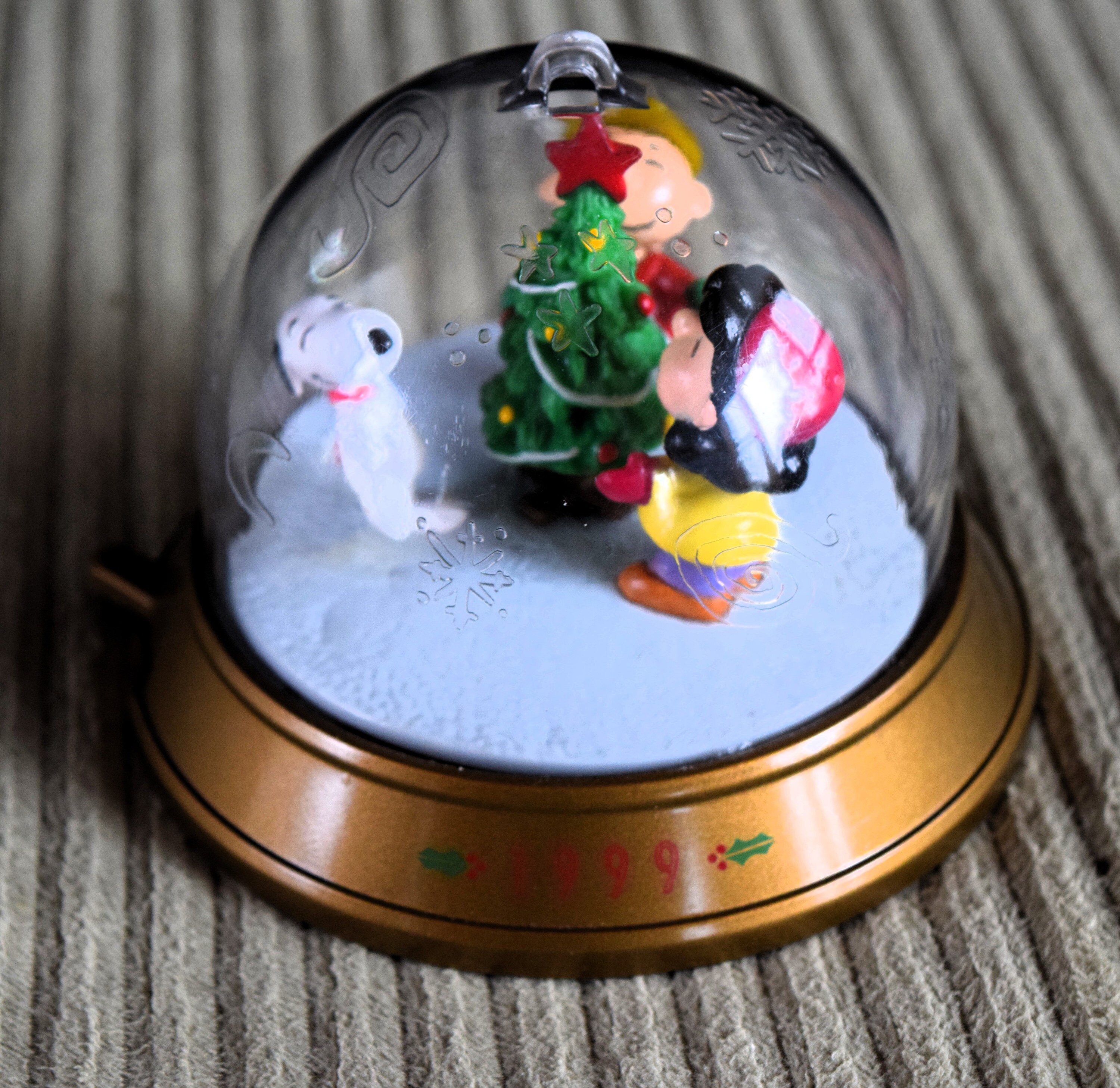 Vintage Blockbuster Whirl Around Peanuts Ornament Snoopy - Etsy