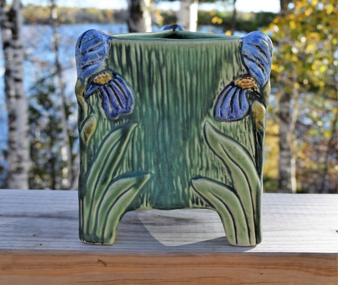 Weller Ardsley Iris Triangle Pottery Vase, 1920s, Tri Footed, Corner ...