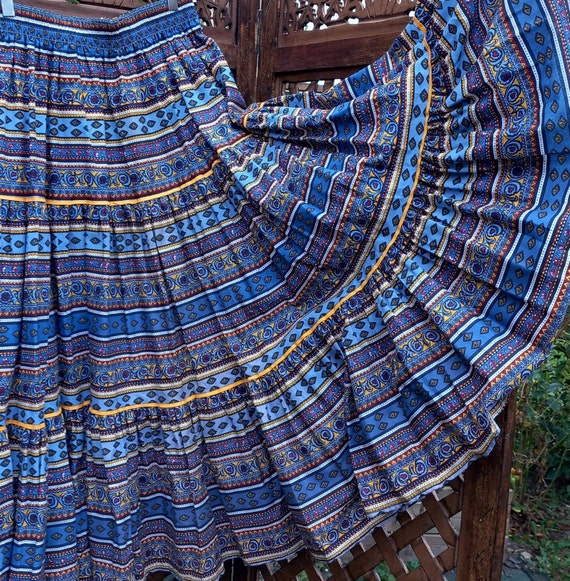 Atelier provencal collared - Gem