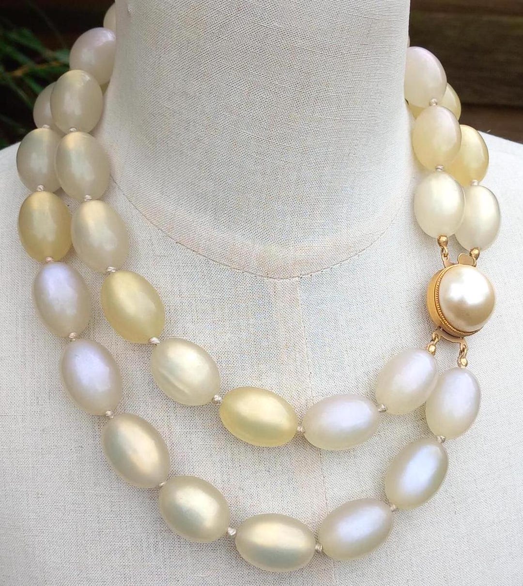 Imposing Vintage Necklace Designer 1960's Old Pearls Necklace 2 Rows ...