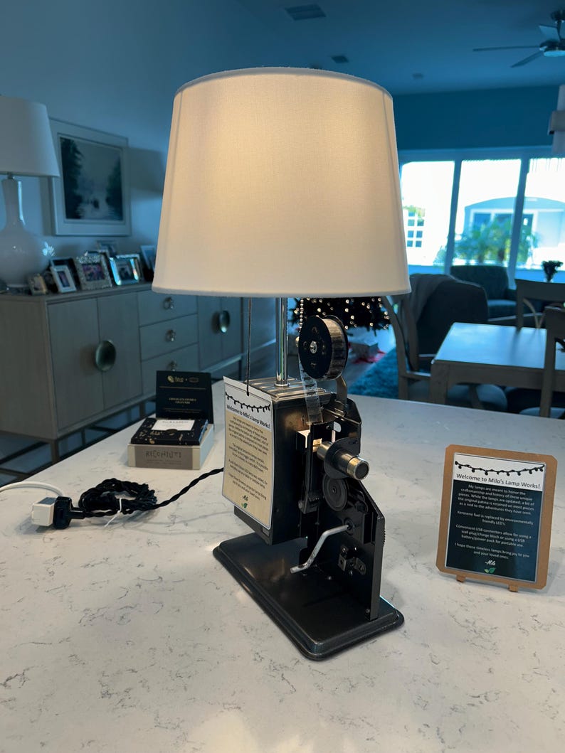 Vintage Movie Projector Lamp and Nightlight - Etsy