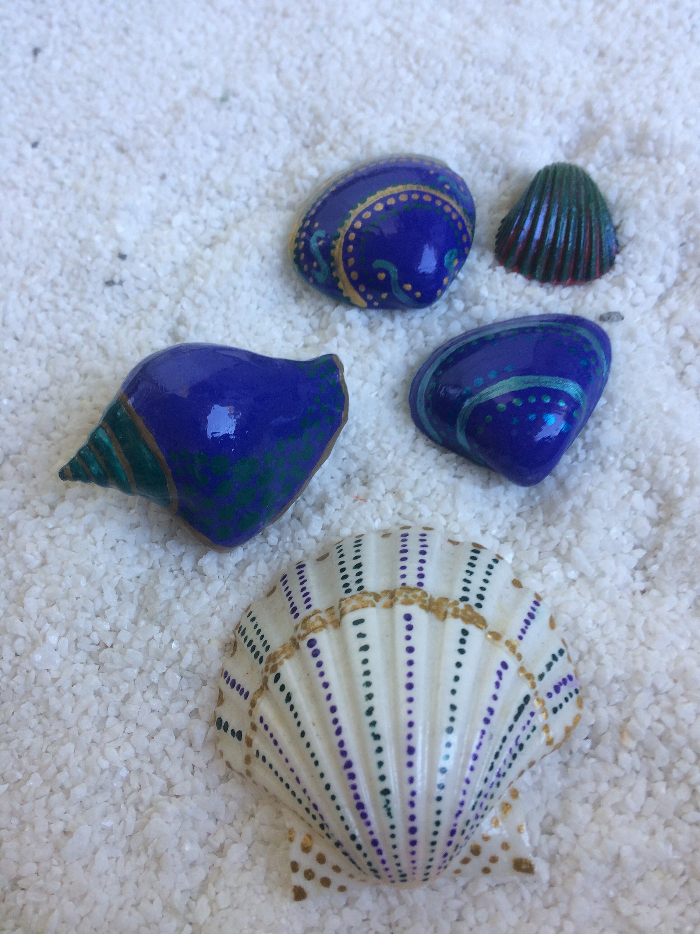 Set of 5 Sea Shells - Primary Color is a Rich Blue With a Hint of ...