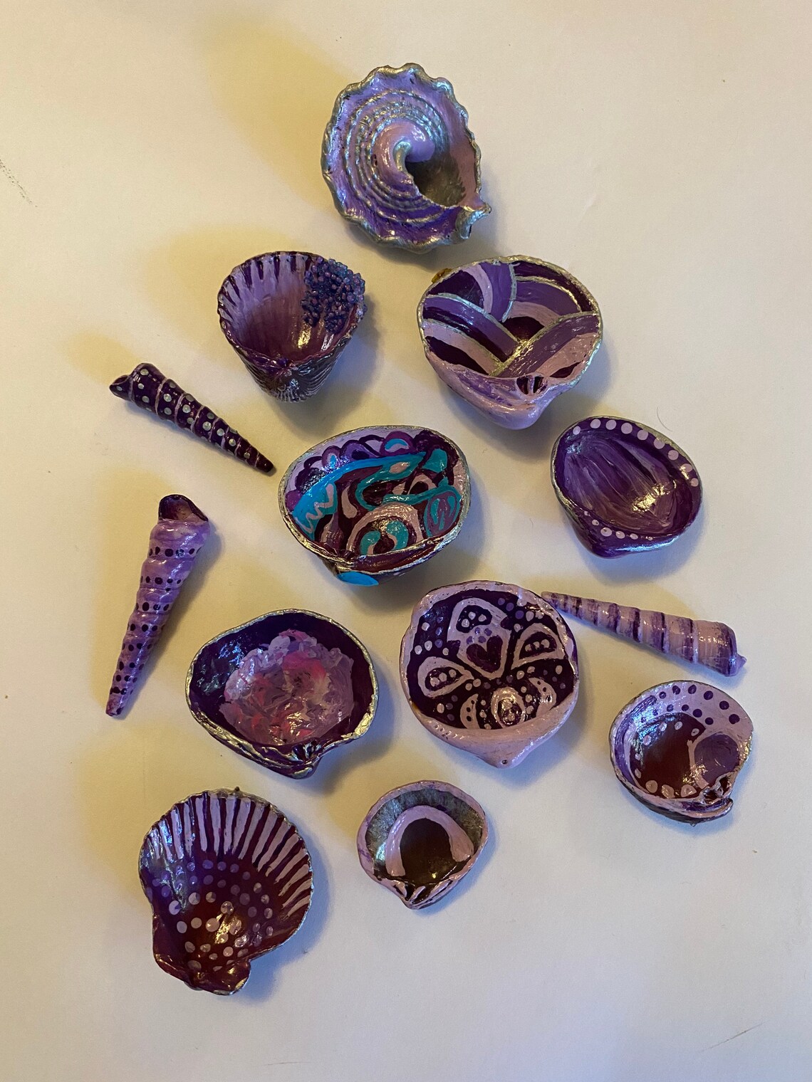 Hand Painted Shells Set of 13 - Etsy