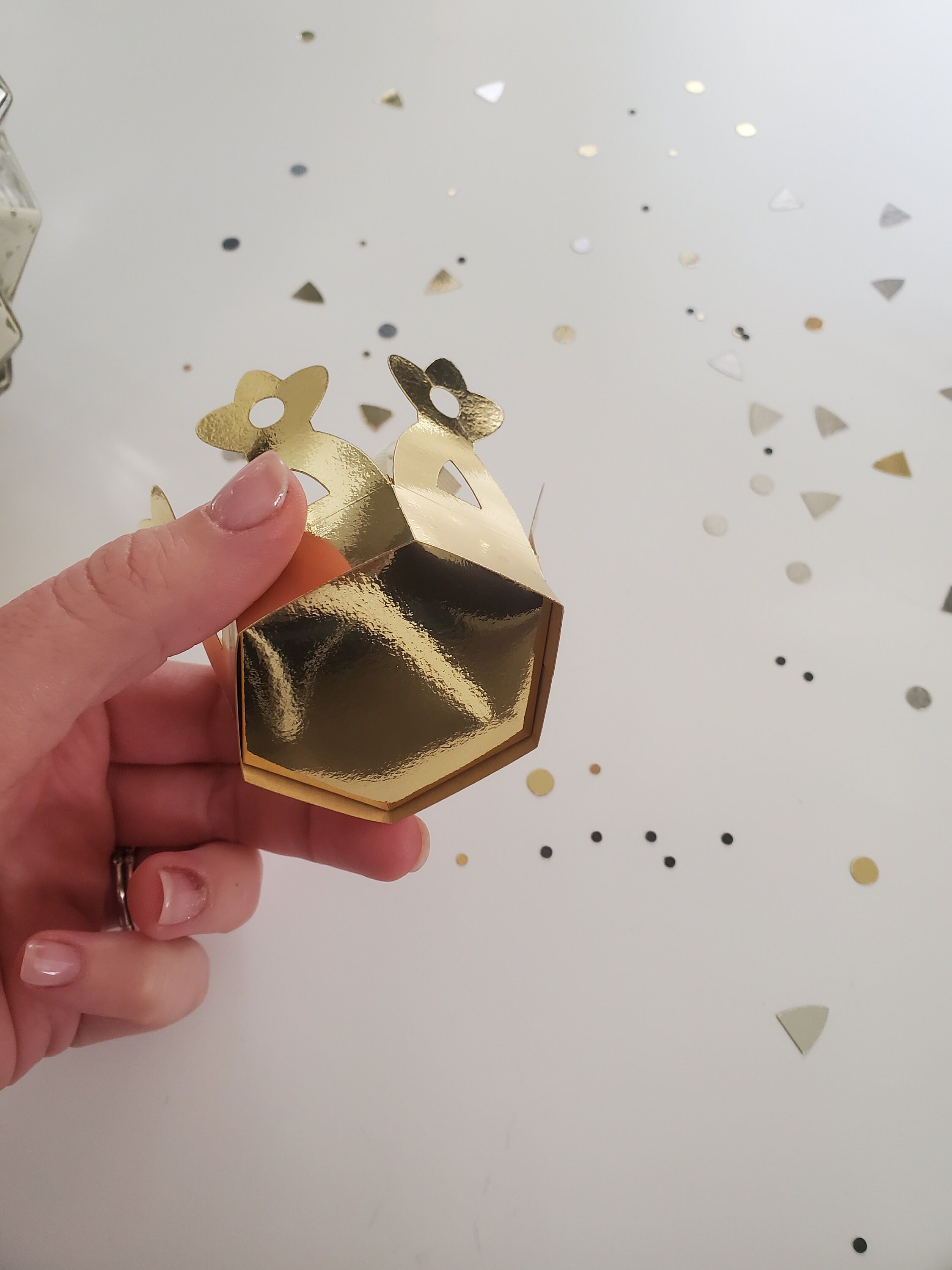 Three Kings Favor Box 3d Crown Candy Box for 3 Kings Day Favor Template ...