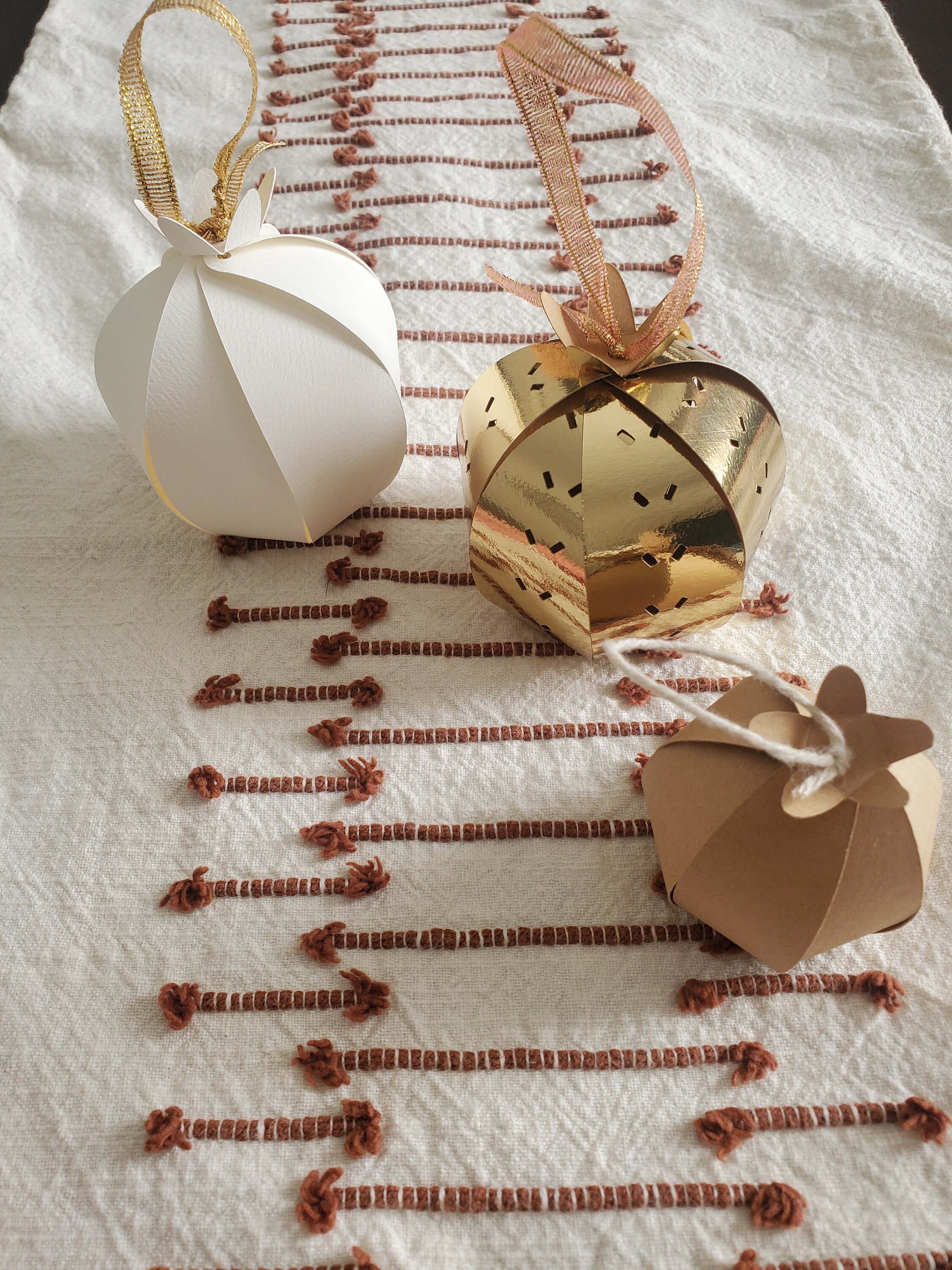 3d Pomegranate Favor Box, Fall Luminary, Thanksgiving Treat Box ...