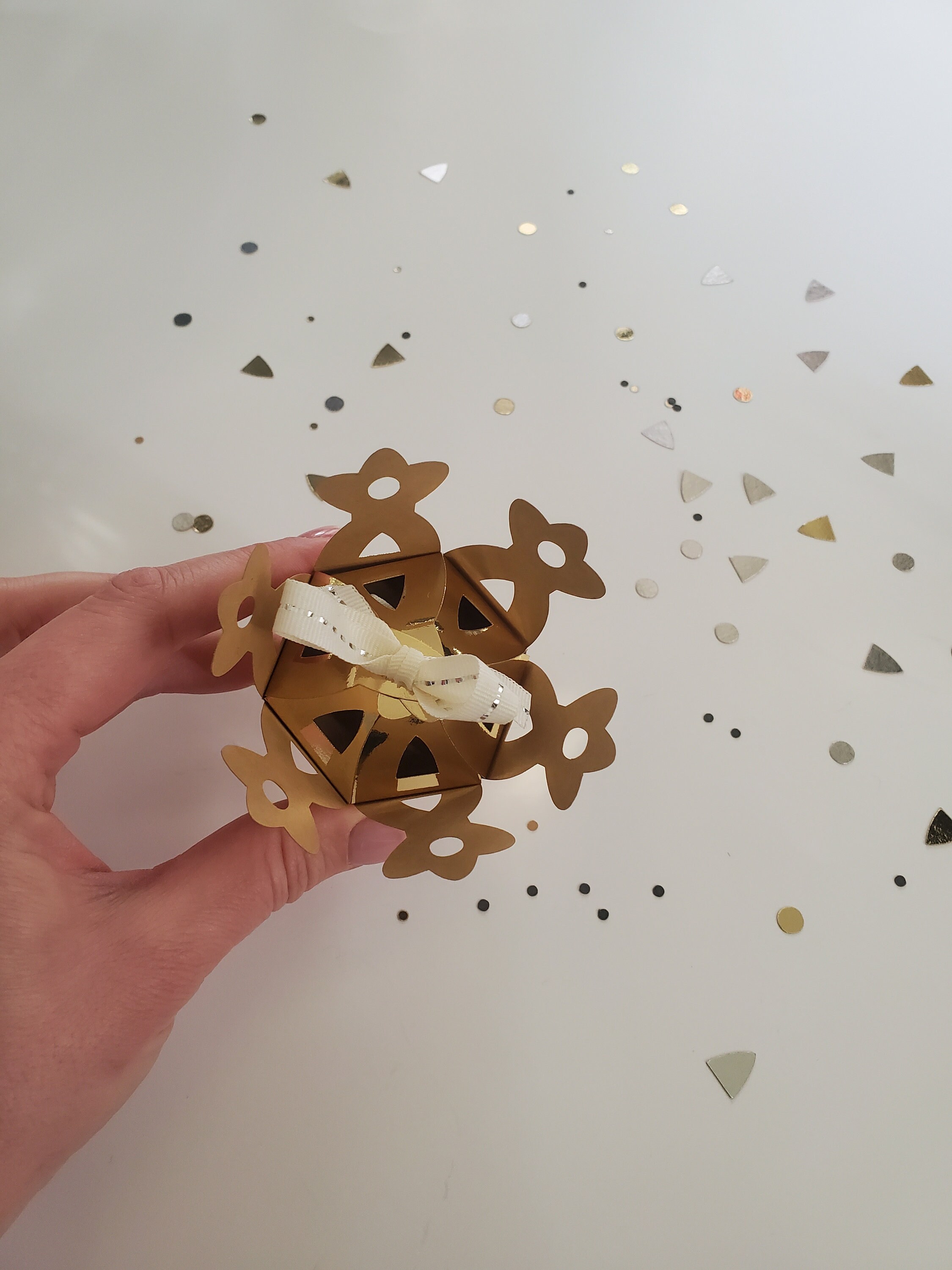 Three Kings Favor Box 3d Crown Candy Box for 3 Kings Day Favor Template ...