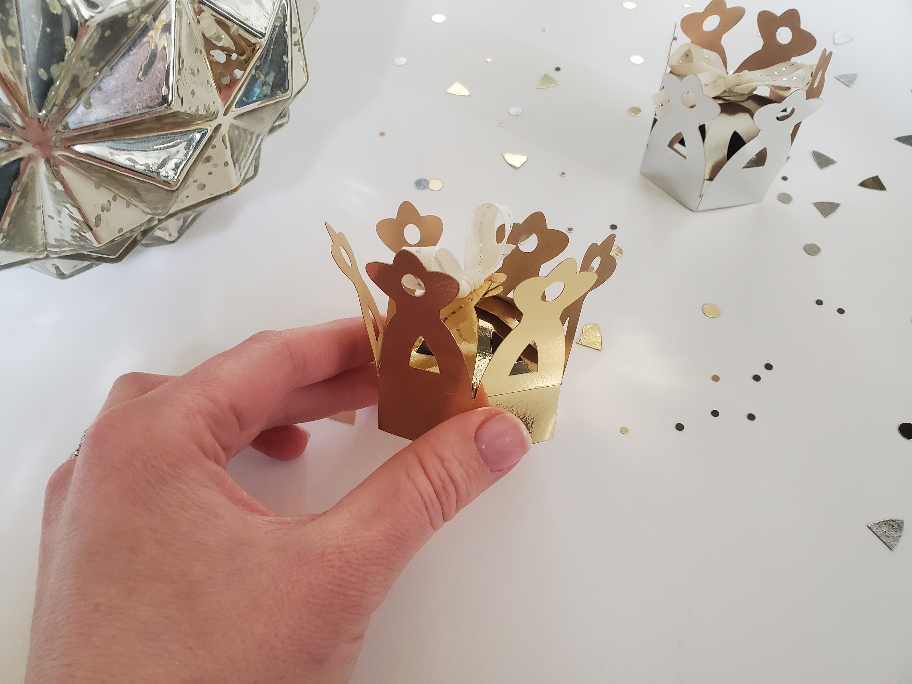 Three Kings Favor Box 3d Crown Candy Box for 3 Kings Day Favor Template ...