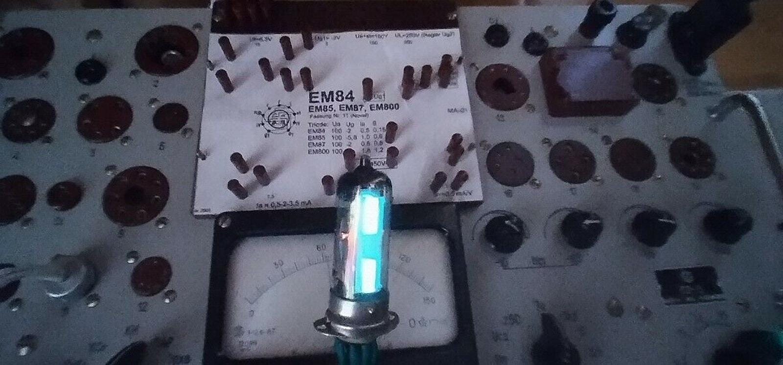 1x 6E3P = EM84 = 6FG6 = 6E2 Magic Eye Tube Level Indicator / NOS ...