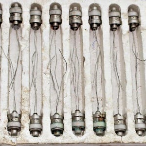 2x 6S53N-V ~EC1010 Nuvistor Triode Tubes / NOS / 2pcs in One Lot - Etsy