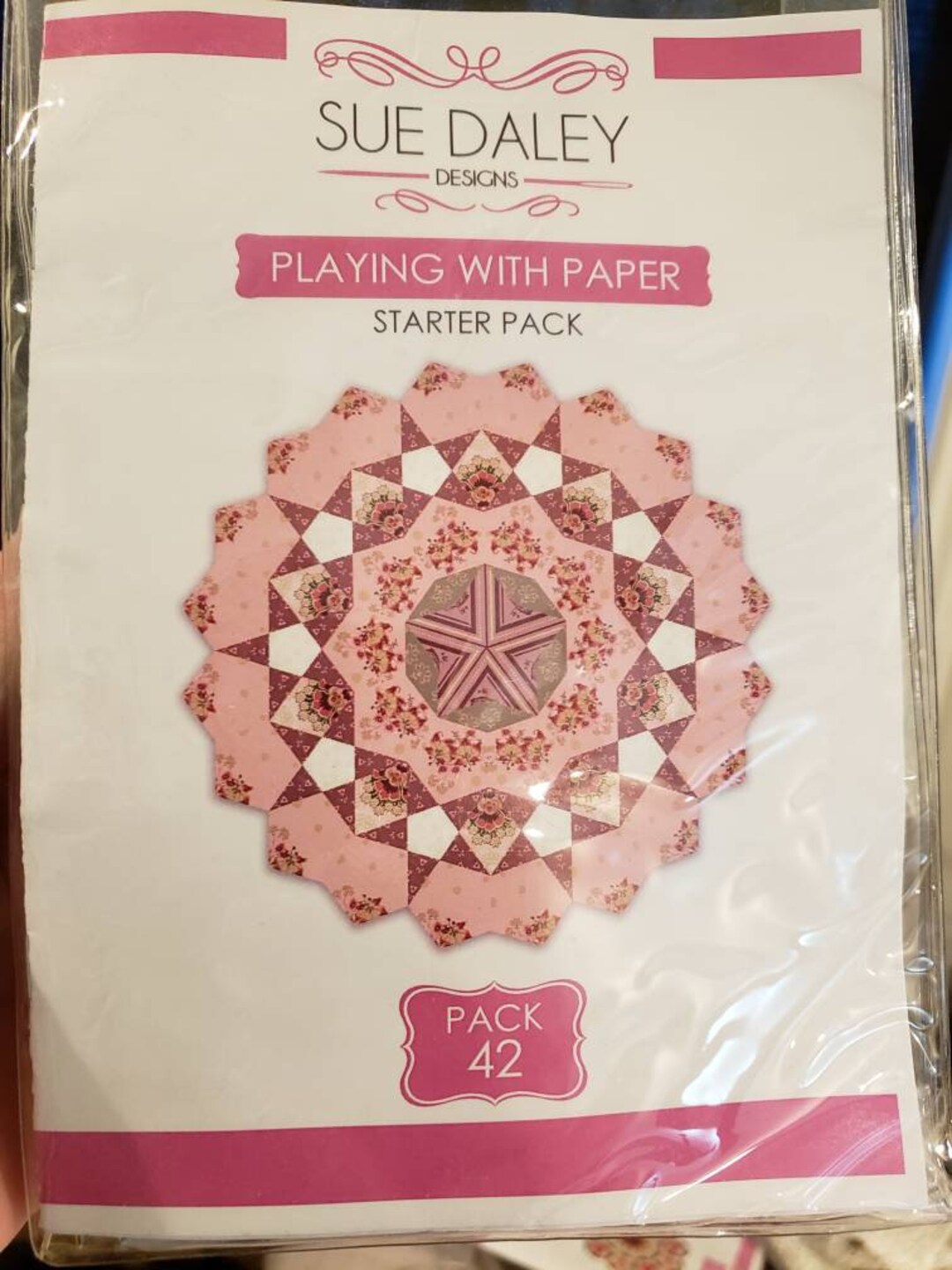 PLAYING WITH PAPER Starter Set No. 42 - Sue Daley - Quilt Pattern ...